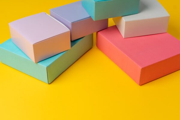 La influencia del color en el diseño de cajas de cartón personalizadas ...